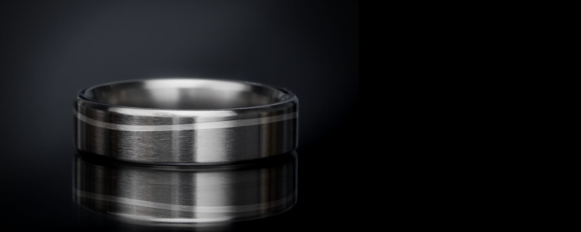 Stoberi Minimalist Wedding Rings & Bands: Titanium, Gold & More – Støberi